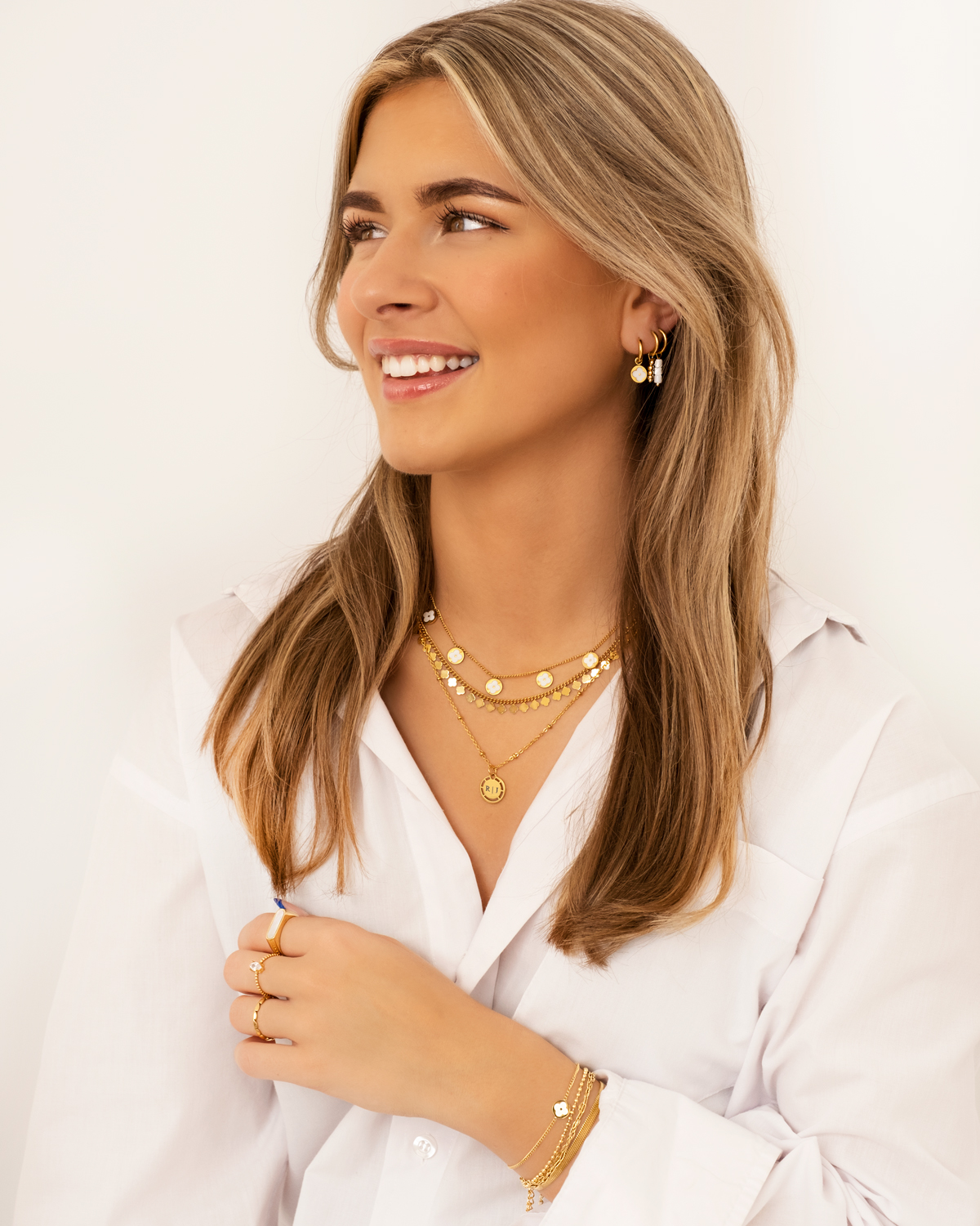 Influencer ring verstelbaar goudkleurig | Ringen | Shop Finaste.nl