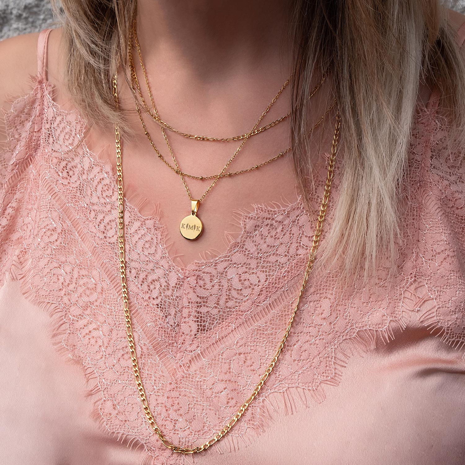 Letter ketting 3 initialen goud | Gratis gravering | FINASTE.NL