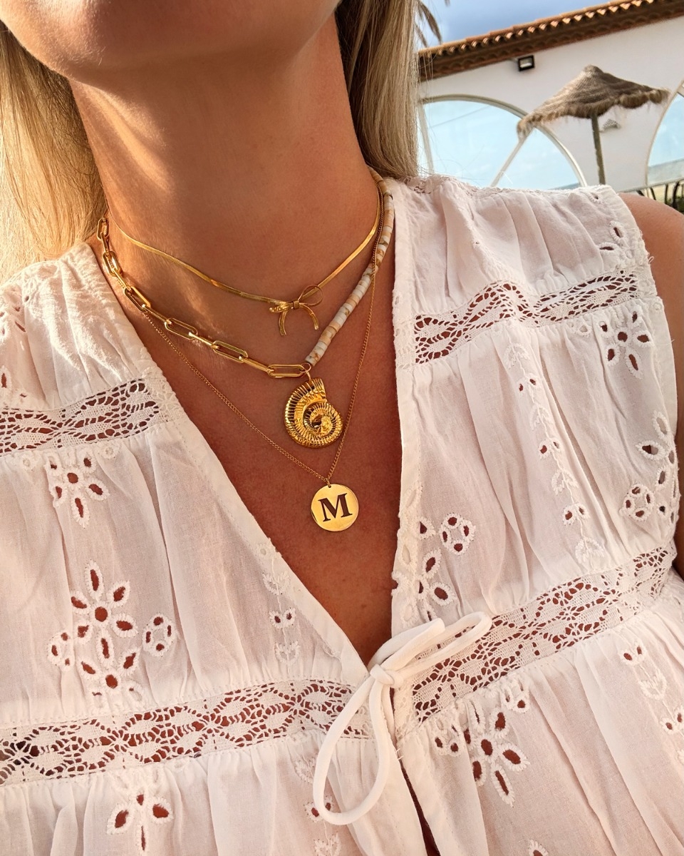 Statement initial ketting goudkleurig | Kettingen | Shop Finaste.nl